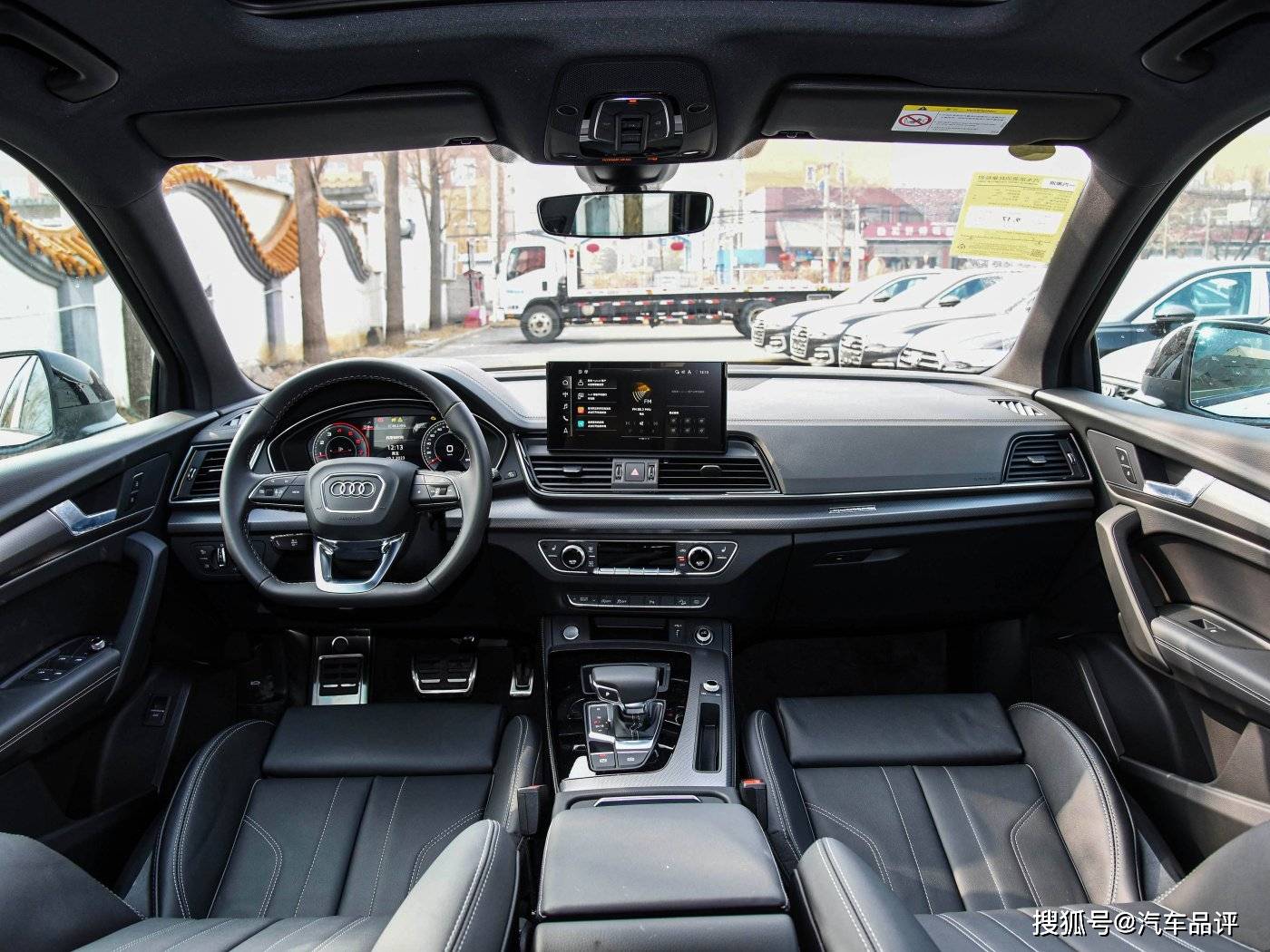 豪华品牌SUV怎么选？奥迪Q5L深度对比宝马X3谁更强_搜狐汽车_搜狐网