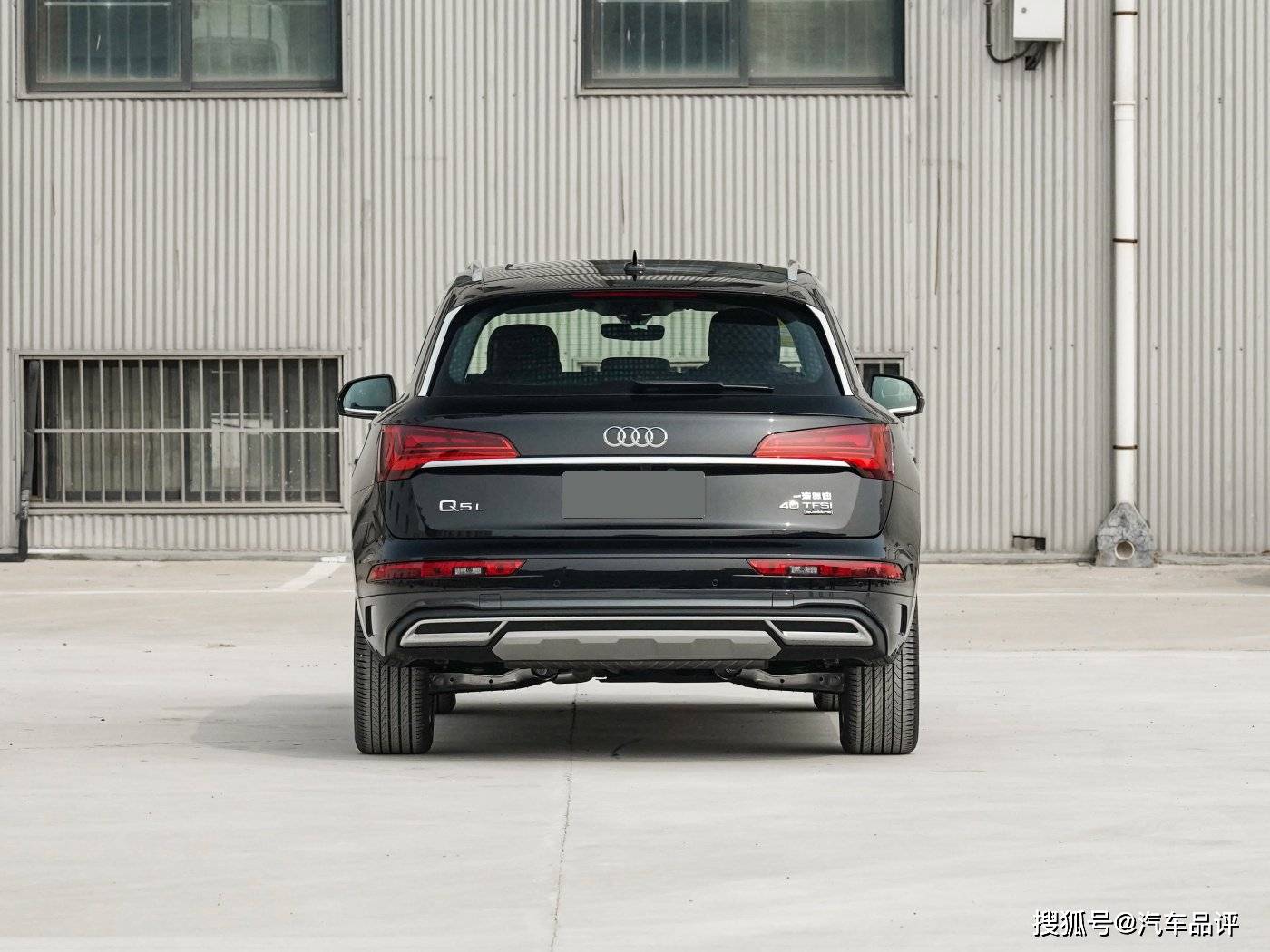 豪华品牌SUV怎么选？奥迪Q5L深度对比宝马X3谁更强_搜狐汽车_搜狐网