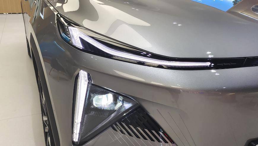 银河L7到店，单月销量10058台，配宠爱副驾+香氛系统，13.87万起_搜狐汽车_搜狐网