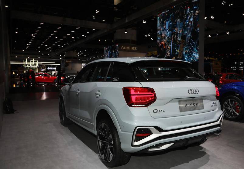23款奥迪Q2L上市，换1.5T四缸动力，20多万就买个标？_搜狐汽车_搜狐网