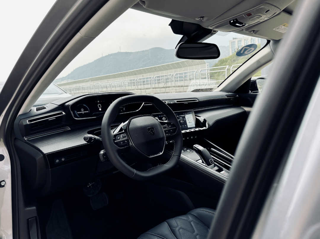 这辆新508L 还是那台“偏执”的法系车吗？_搜狐汽车_搜狐网