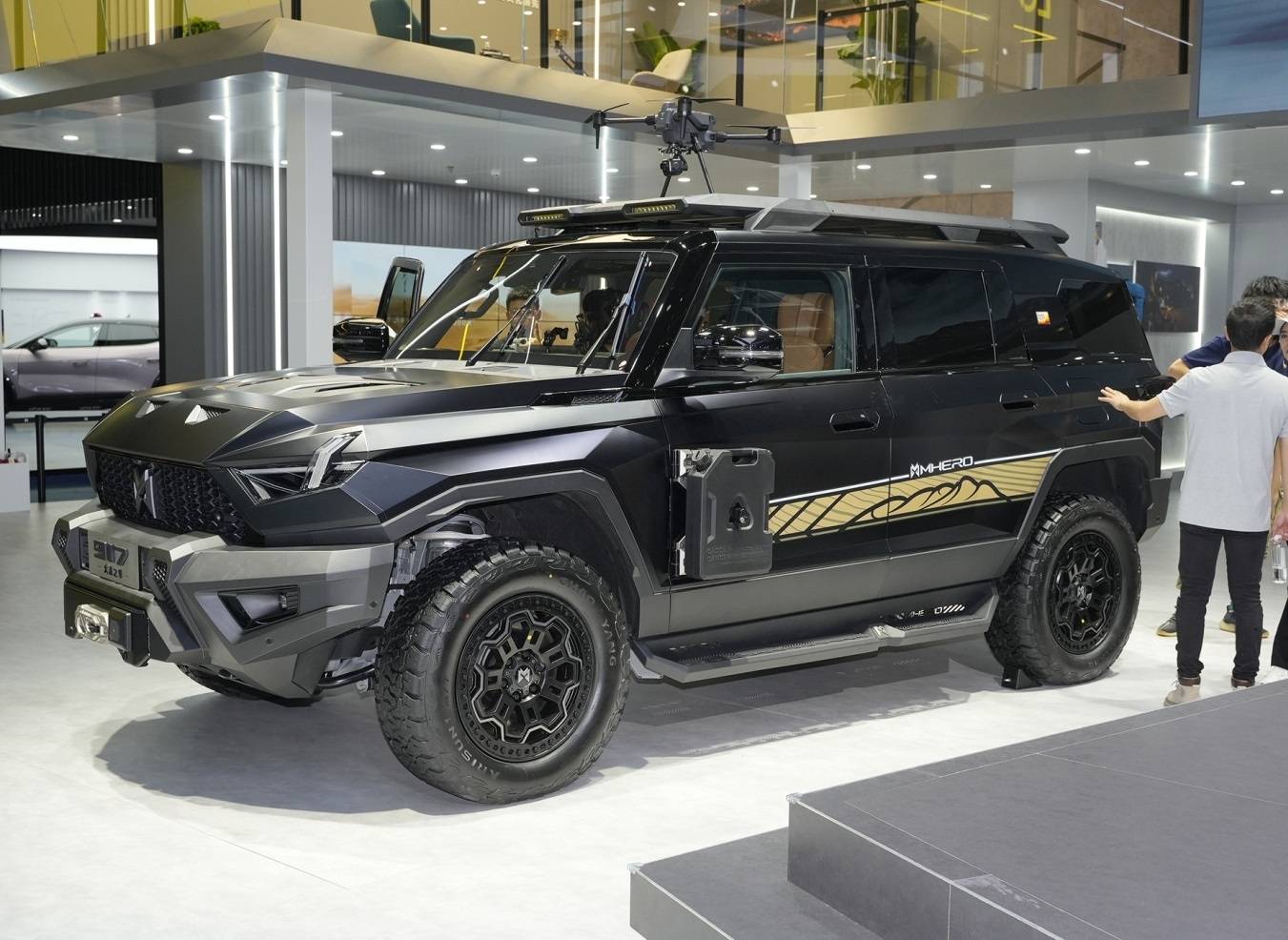 先仰望U8一步上市，最快4.2s破百，带两把锁，带你看猛士917_搜狐汽车_搜狐网