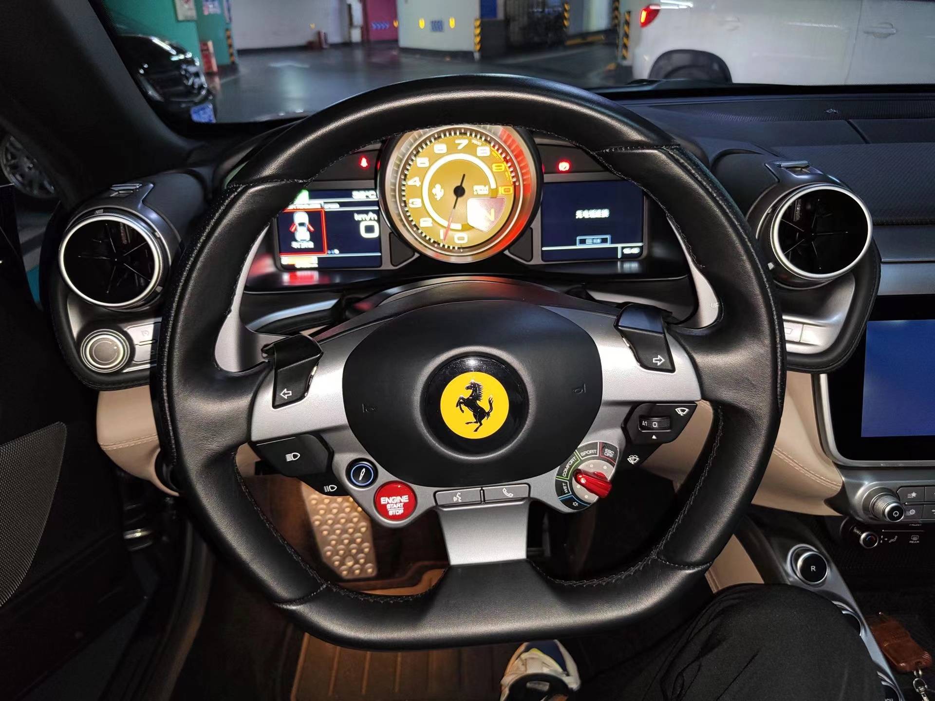 经典不可复制，法拉利 GTC4 Lusso V12_搜狐汽车_搜狐网