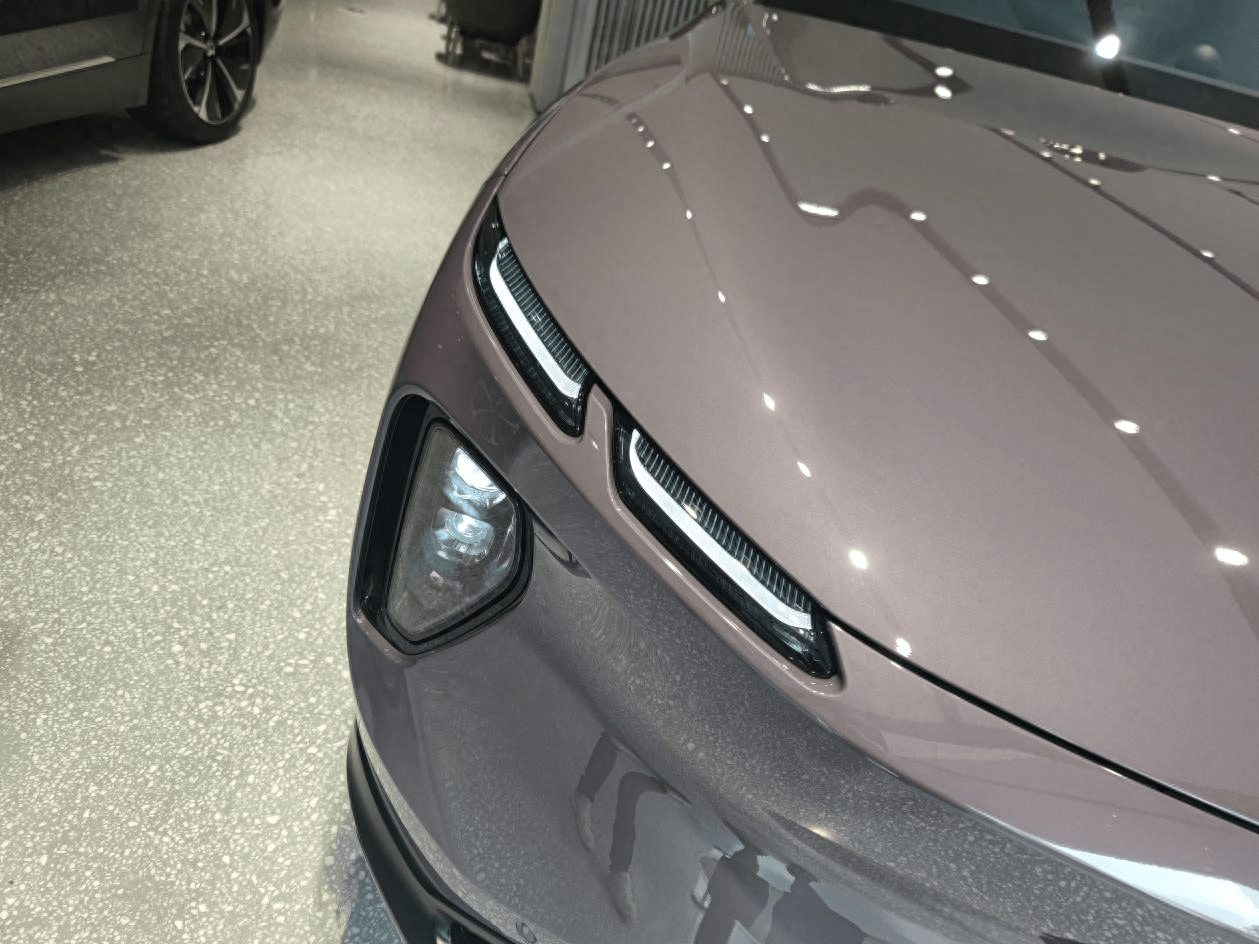 抢先实拍蔚来全新EC6！9月15日上市，主动尾翼+溜背车身太帅_搜狐汽车_搜狐网