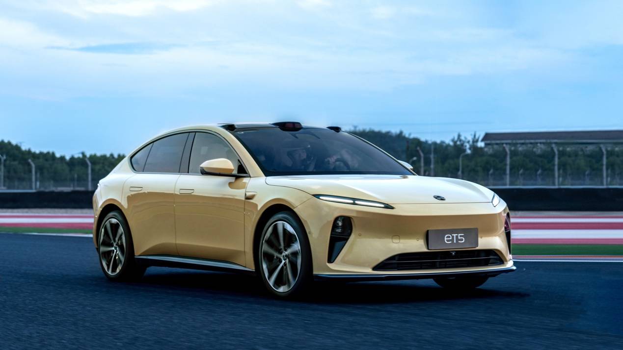 在浙赛顶尖赛道，检验蔚来ET5的真实性能操控_搜狐汽车_搜狐网