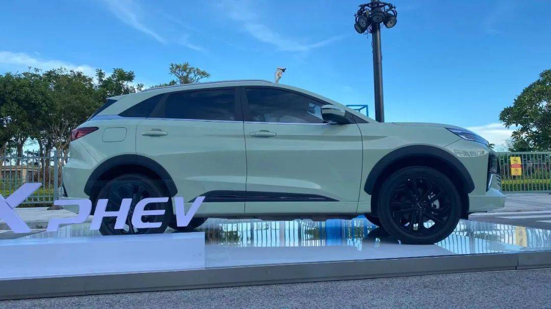 比宋Pro便宜近6千元，江淮QX PHEV上市，12.99万元起_搜狐汽车_搜狐网