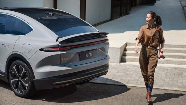 蔚来智能电动轿跑SUV全新EC6上市_搜狐汽车_搜狐网