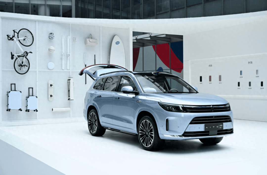高阶智能驾驶全国开放？AITO问界新M7，24.98万起售_搜狐汽车_搜狐网