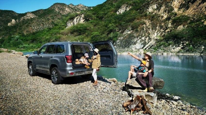 搭载全新柴油动力总成，BJ60千里版上市，售26.48万元起_搜狐汽车_搜狐网