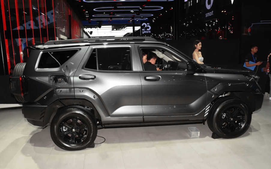 搭载插混动力，售27.98万元起，坦克400Hi4-T上市_搜狐汽车_搜狐网