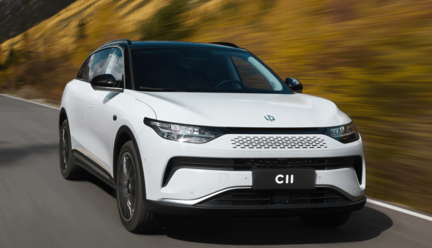 面对油价持续上涨，买混动车型长安欧尚Z6智电iDD和零跑C11该如何选？_搜狐汽车_搜狐网