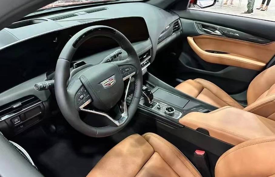 直降9万清库存，凯迪拉克CT5 19.97万元起售_搜狐汽车_搜狐网