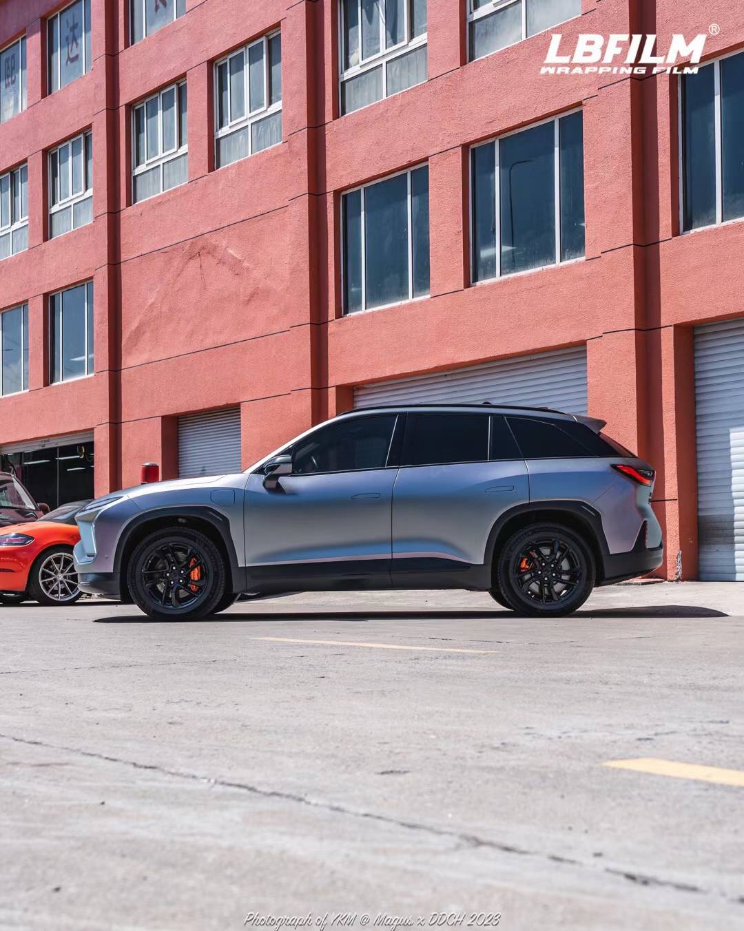 蔚来ES6-LB改色膜卡普里灰紫，低饱和的色感_搜狐汽车_搜狐网