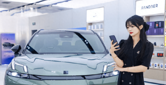 探秘领克08 Flyme Auto车机系统：极致性能与极速体验完美融合！_搜狐汽车_搜狐网