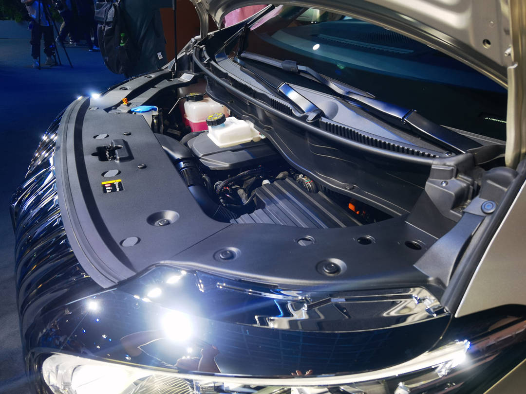 33.58万起！魏派高山DHT-PHEV：配头等舱座椅+冰箱，全家人出行的高端大七座_搜狐汽车_搜狐网