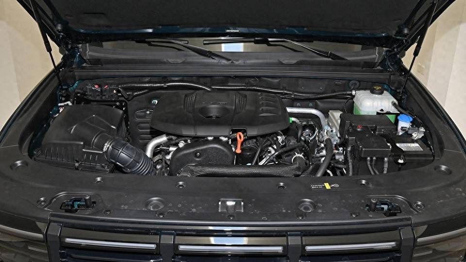 四驱拉不开差距，都是2.0T+8AT，但全新BJ40越野比坦克300强？_搜狐汽车_搜狐网