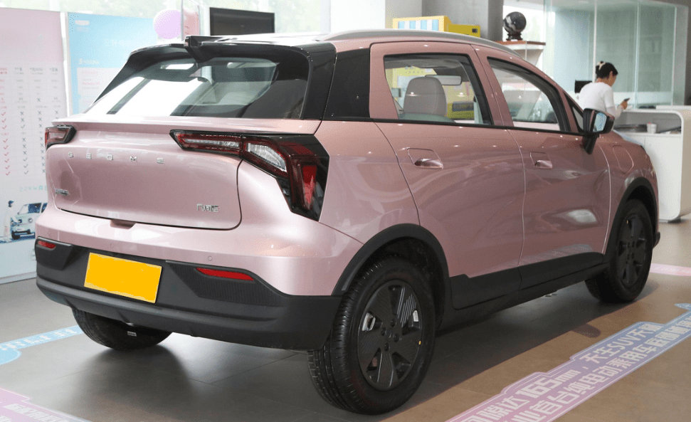 6.98万起售，续航301km/401km，吉利几何E还采用怀挡设计_搜狐汽车_搜狐网