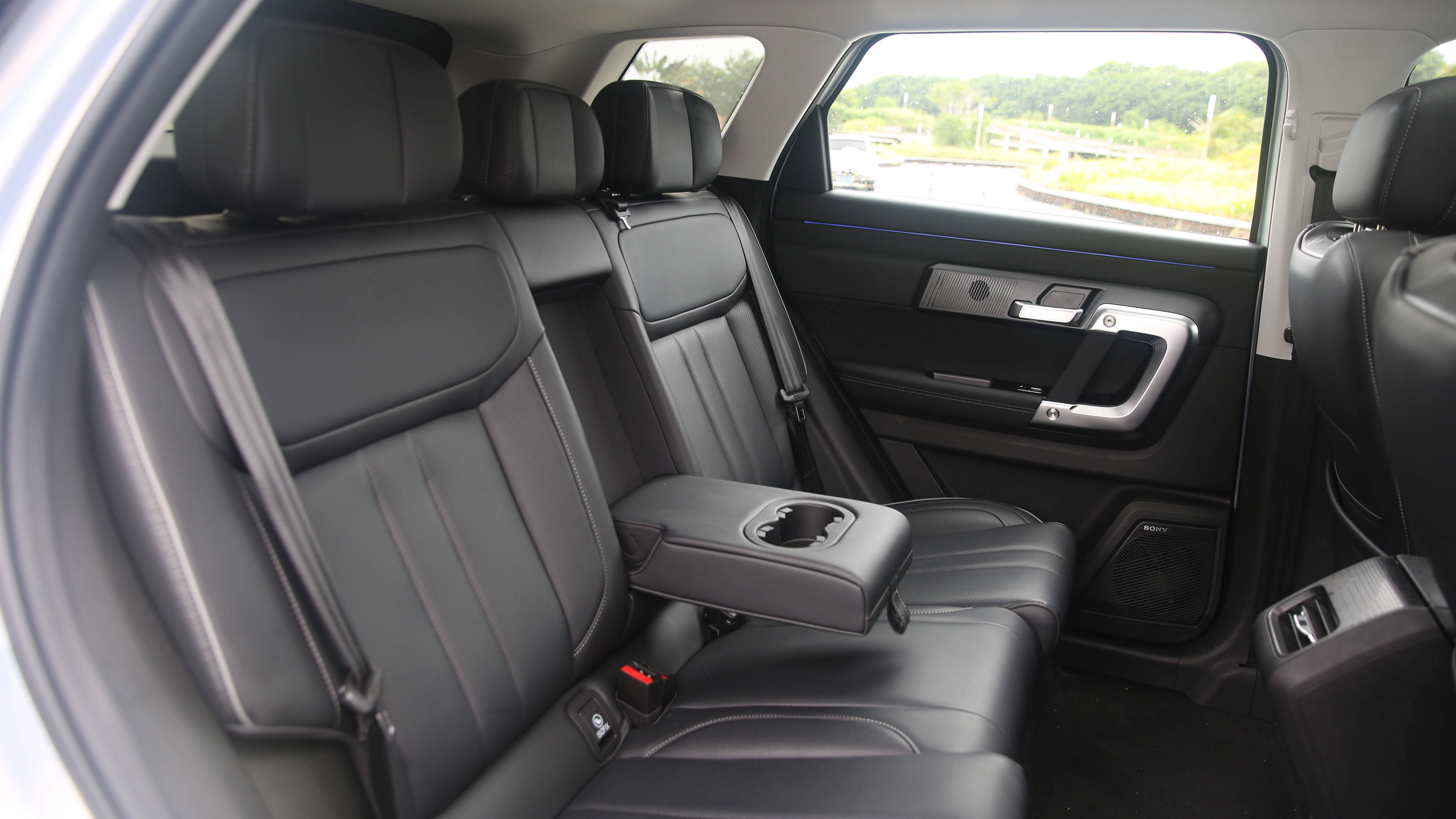 智能化不输新势力！这轻越野SUV不到12万起 还有8155芯片！_搜狐汽车_搜狐网