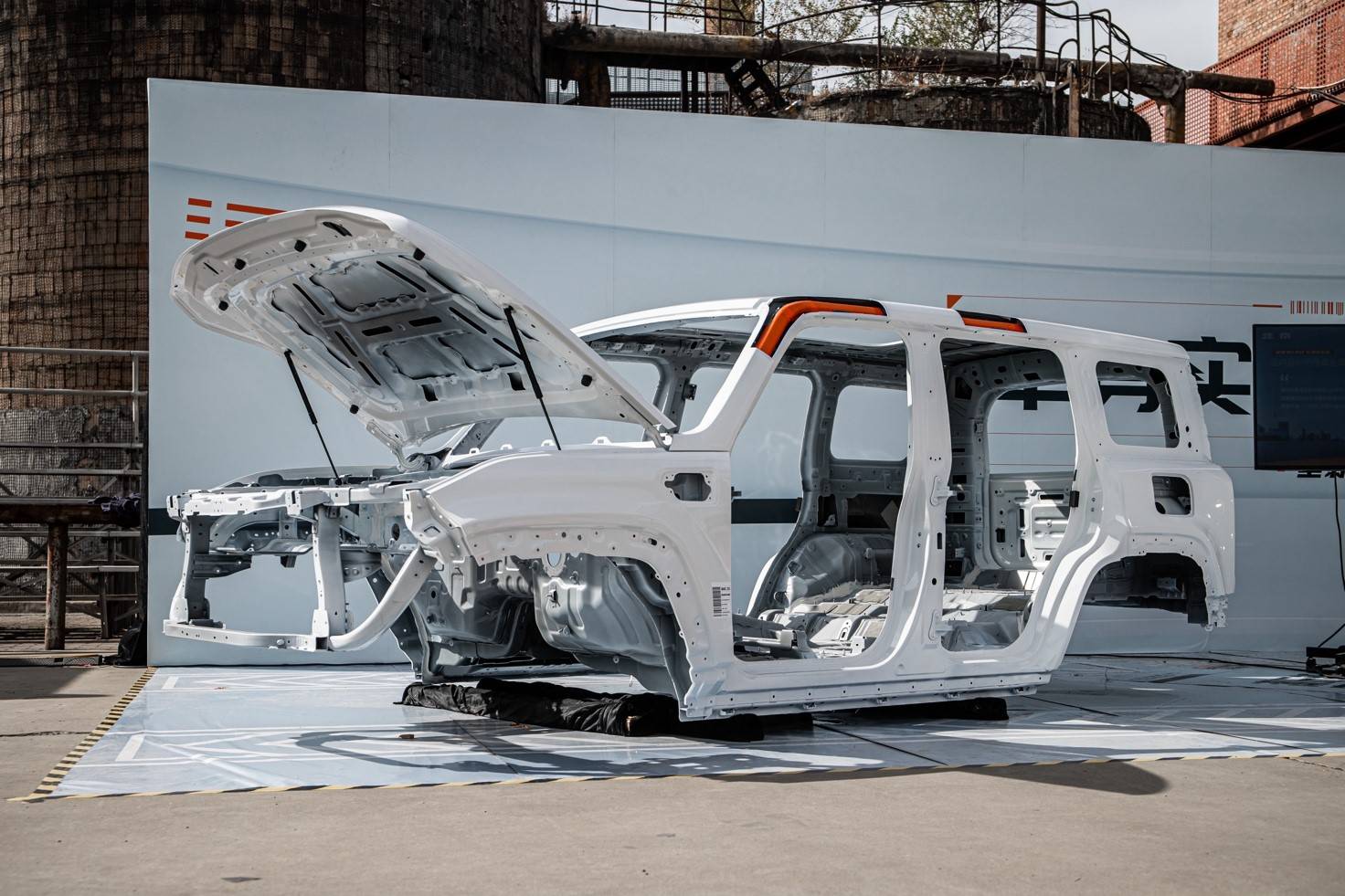 预售18.58万起，全新BJ40城市猎人版硬核解读_搜狐汽车_搜狐网