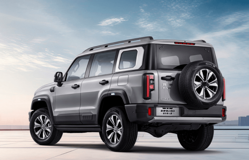 没有前后差速锁,搭长城2.0T,新BJ40价格确认,老越野真不如坦克300_搜狐汽车_搜狐网