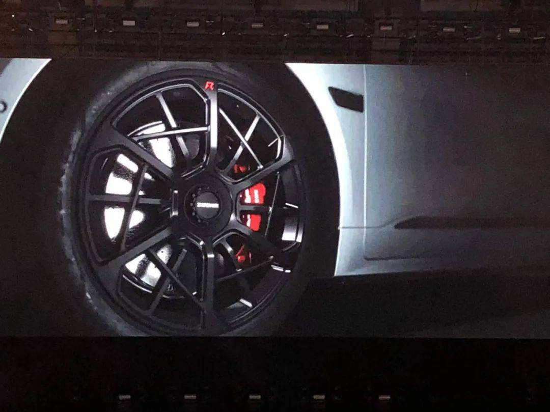 友商们五年内造不出来？极氪001FR上市，76.9万元起_搜狐汽车_搜狐网