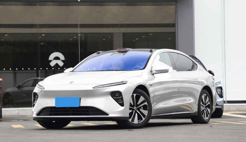 阿维塔12对比蔚来ET7，后来者能否居上？_搜狐汽车_搜狐网