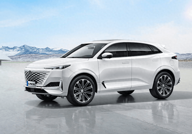 动力强劲的中型SUV，2.0T配8AT，233匹马力_搜狐汽车_搜狐网