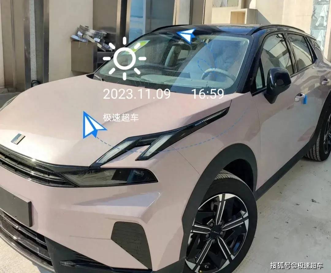 领克06EM-P，亮粉色涂装青春又时尚，都市运动轿跑SUV，相当帅气_搜狐汽车_搜狐网