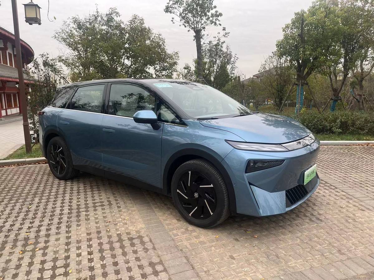 试驾：家庭用车首选启辰VX6百变空间、纯电续航520km_搜狐汽车_搜狐网