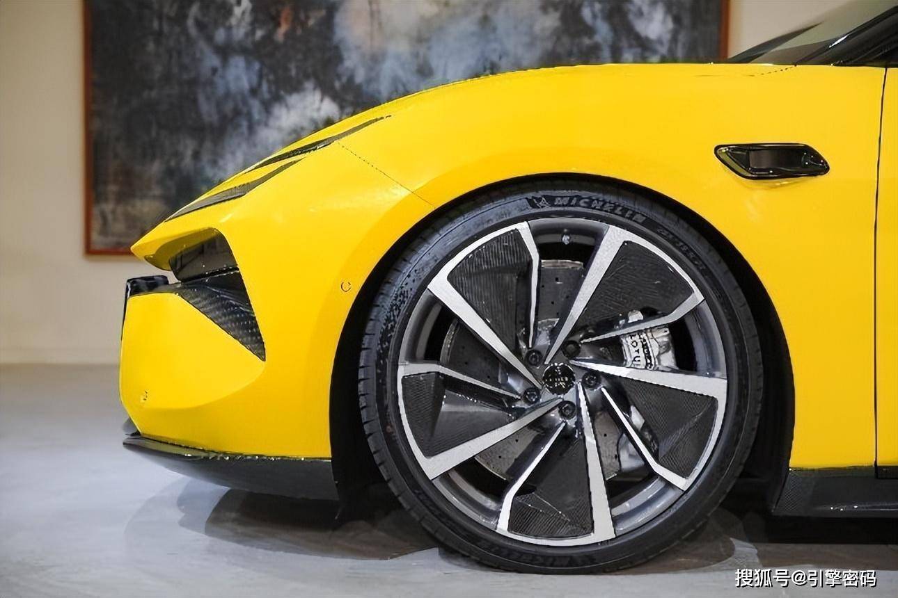 纯电再破圈，“风中鹰隼”路特斯Emeya渐入佳境_搜狐汽车_搜狐网