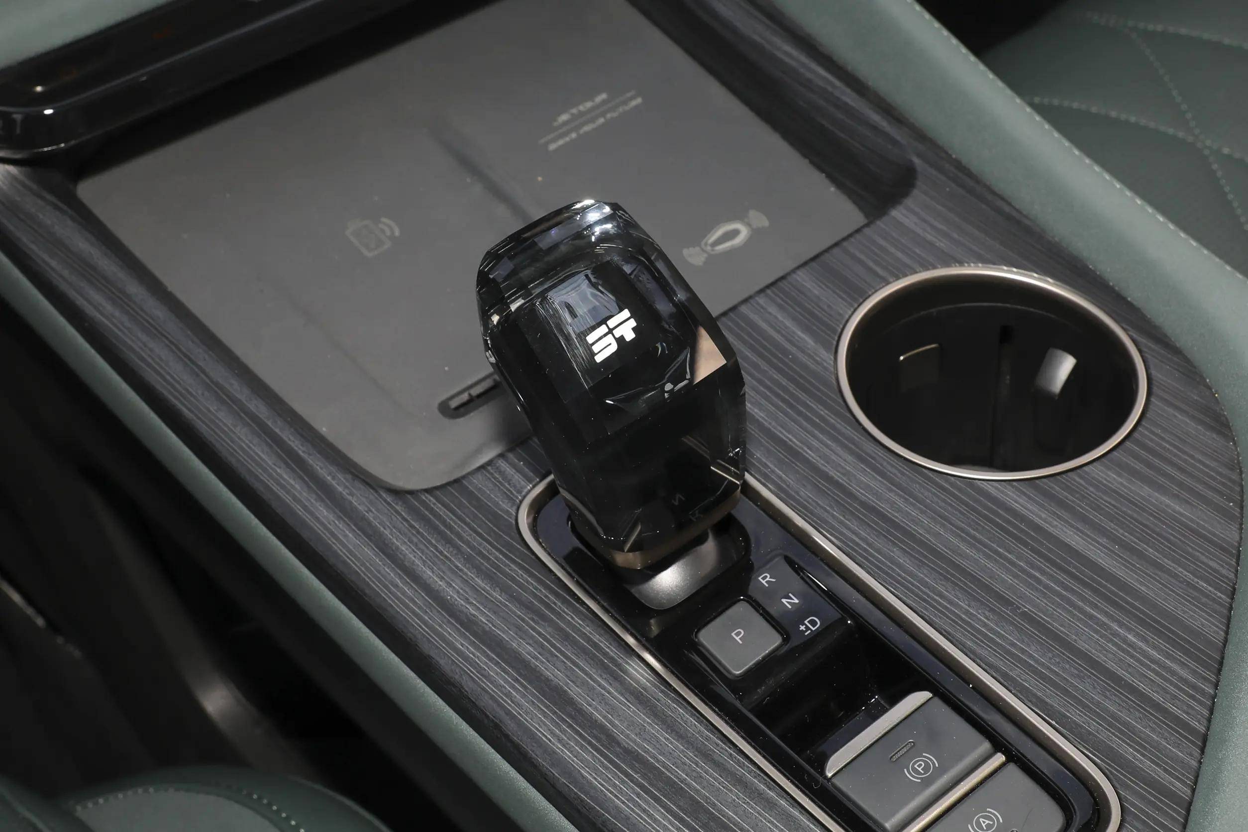 16.69万元起，捷途山海L9搭载1.5T插混动力，纯电续航108公里_搜狐汽车_搜狐网