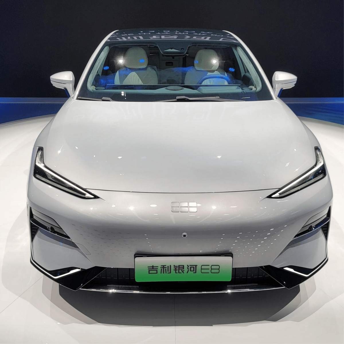 吉利银河E8：照亮未来之路的新一代纯电旗舰_搜狐汽车_搜狐网