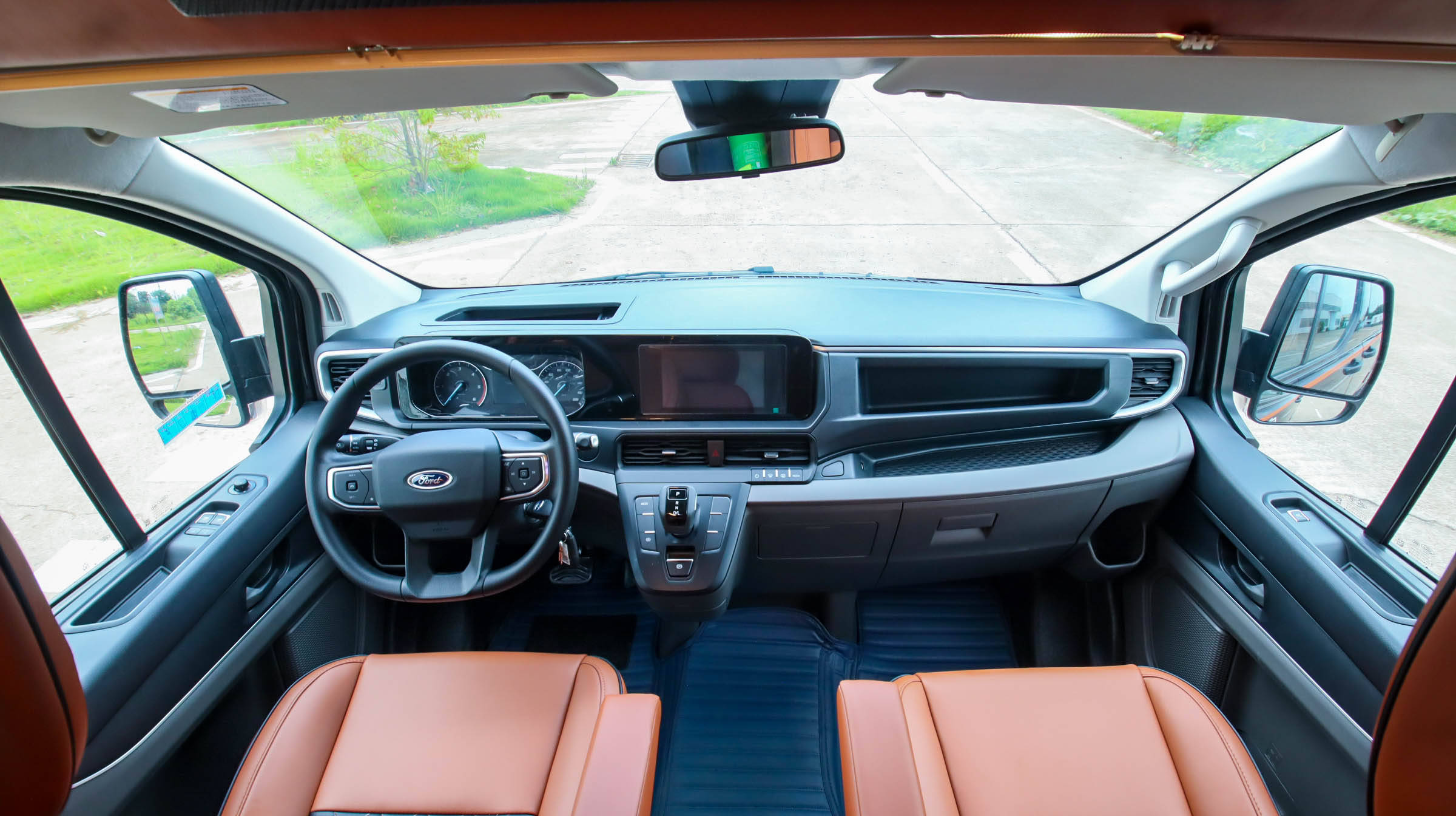 趣蜂B610：20多万的福特V362小房车，通勤代步自驾旅游首选！_搜狐汽车_搜狐网