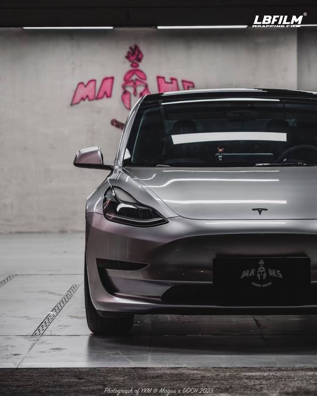 特斯拉model3-LB改色膜液态金属铝水银，就冲这个银色 绝绝子_搜狐汽车_搜狐网