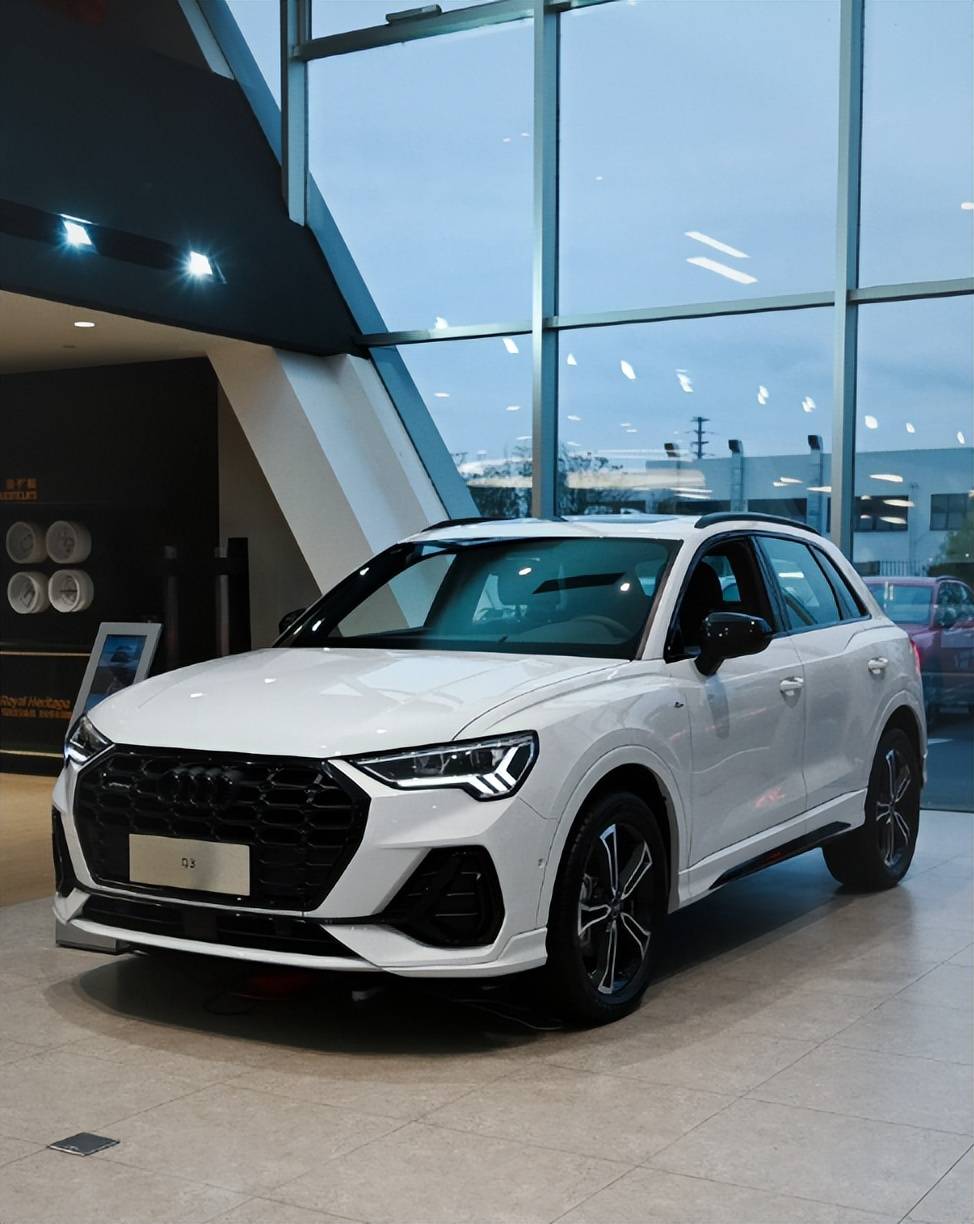 凯迪拉克全新XT4与奥迪Q3，20万价位谁更理想？_搜狐汽车_搜狐网