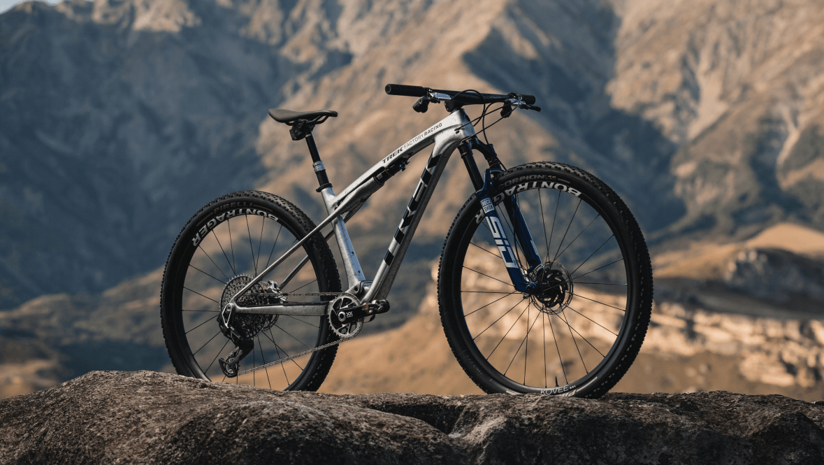 王牌XC软正面交锋：崔克Supercaliber VS 闪电Epic_搜狐汽车_搜狐网