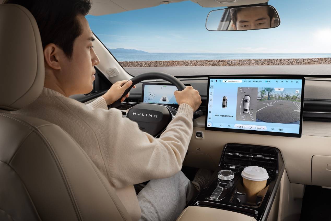 3.98L油耗1100km续航，五菱星光新车上市，现场交车火爆_搜狐汽车_搜狐网