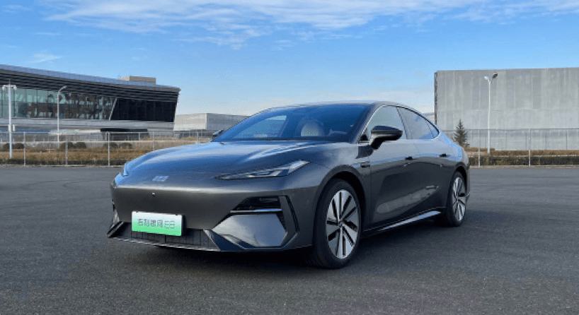 45英寸8K屏+骁龙8295，银河E8预售18.8W起，这价“值”_搜狐汽车_搜狐网