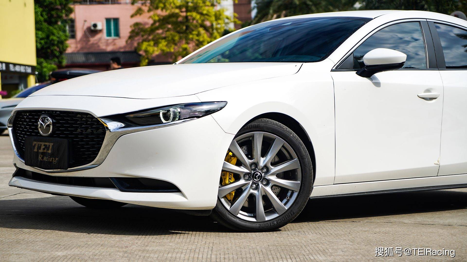 马自达3昂克赛拉升级P40NS+大六活塞卡钳 & 后轮加大碟升级方案_搜狐汽车_搜狐网