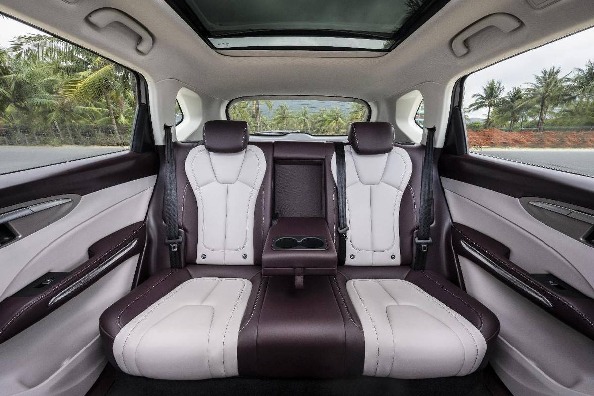 谁是10万级大空间家用SUV首选？奔腾T90对比长安CS75 PLUS_搜狐汽车_搜狐网