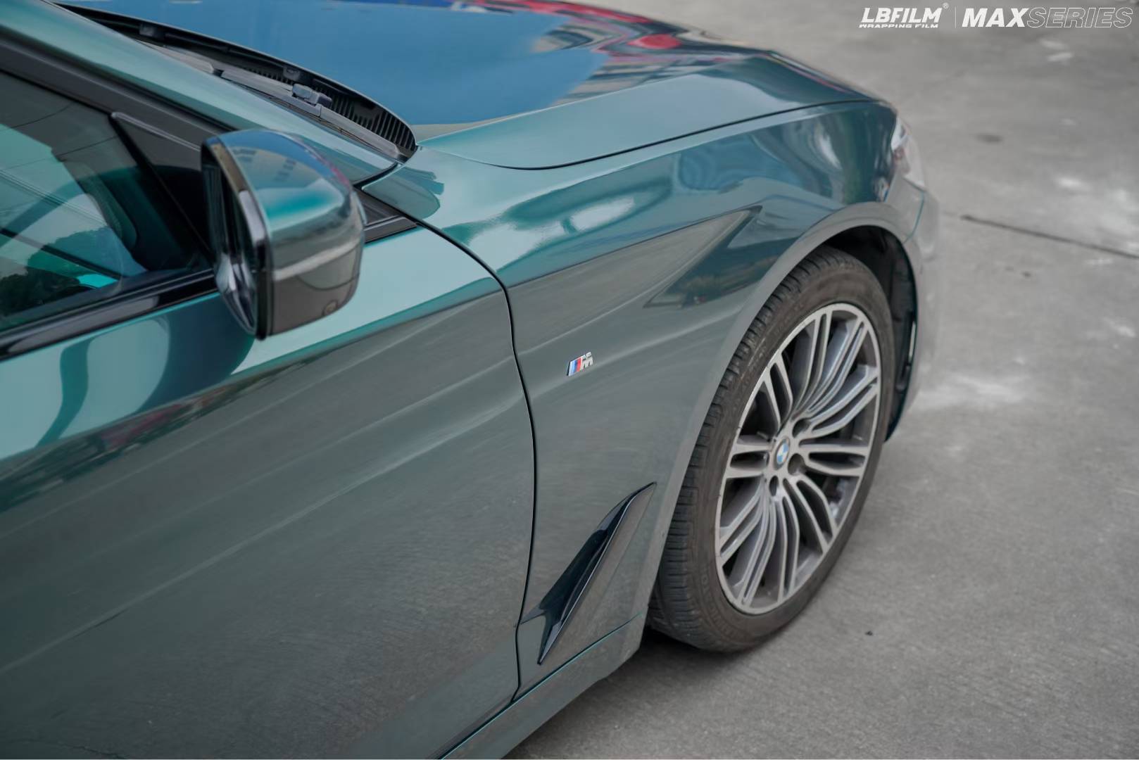 宝马530Li -LB改色膜原厂漆哥特蓝绿，源于北欧小岛的自然颜色_搜狐汽车_搜狐网