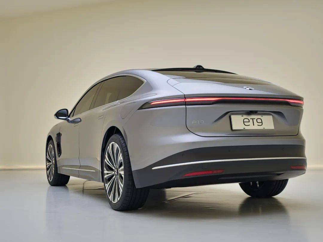 只有头铁蔚来才能造出ET9_搜狐汽车_搜狐网