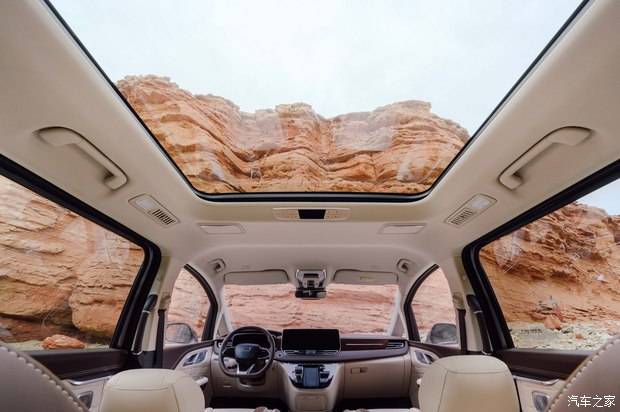 物美价廉还如此全能 这台MPV能给全家人满满的幸福感_搜狐汽车_搜狐网