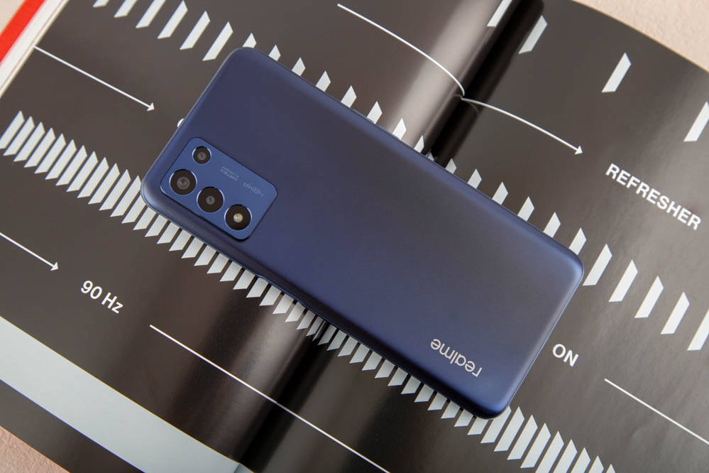 realme真我Q3s：年轻人更爱的时尚潮流机型-搜狐大视野-搜狐新闻