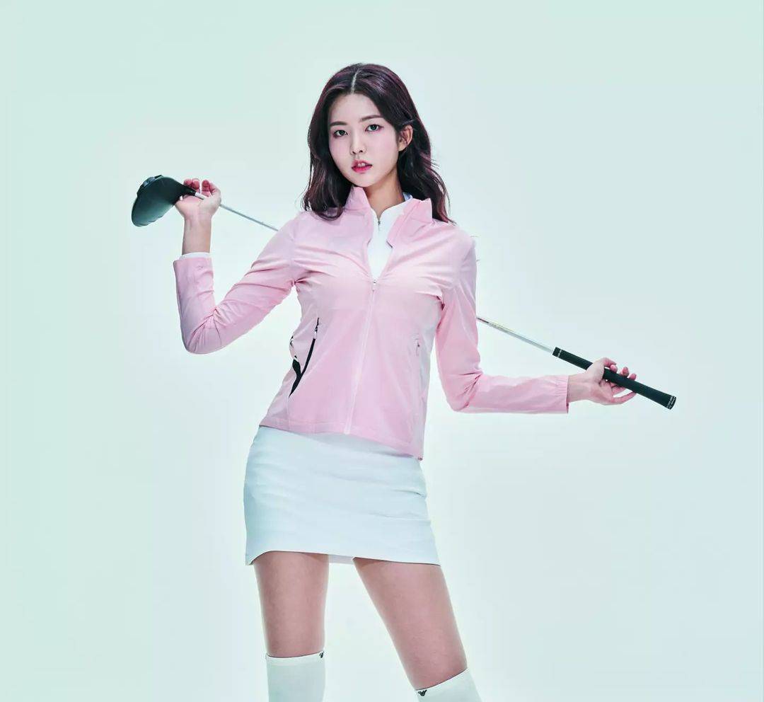 组图：KLPGA美女球员成网红 身高177长腿引舔屏-搜狐大视野-搜狐新闻