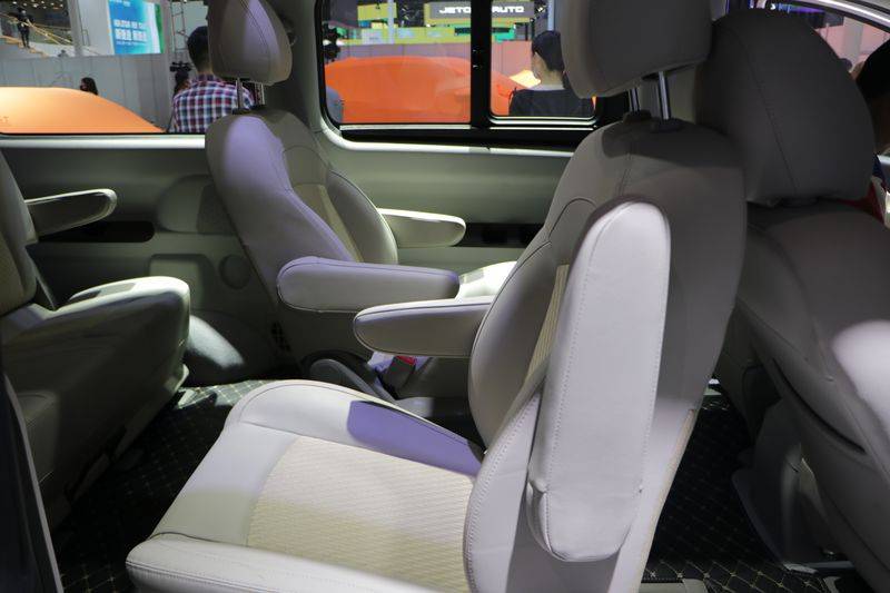 瑞风M4自动挡广州车展亮相，亮点在于搭载2.0TGDI+6AT全新动力_搜狐汽车_搜狐网