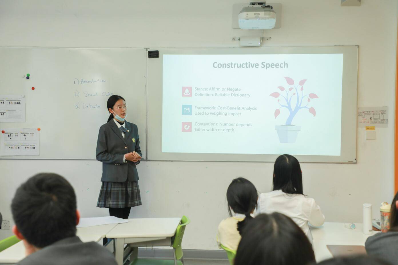 ESL | 跟着我们的Amy学姐练习英语辩论_Snidero_Stephen_同学