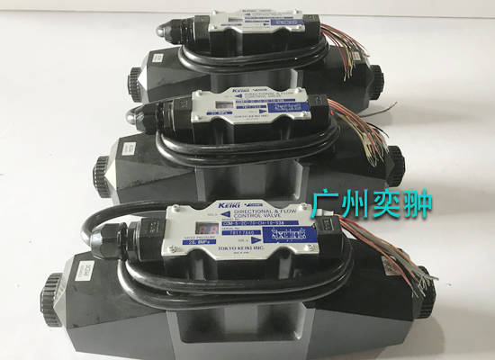 日本东京计器COM-3-2C-10-AN-11液压阀 - 液压汇
