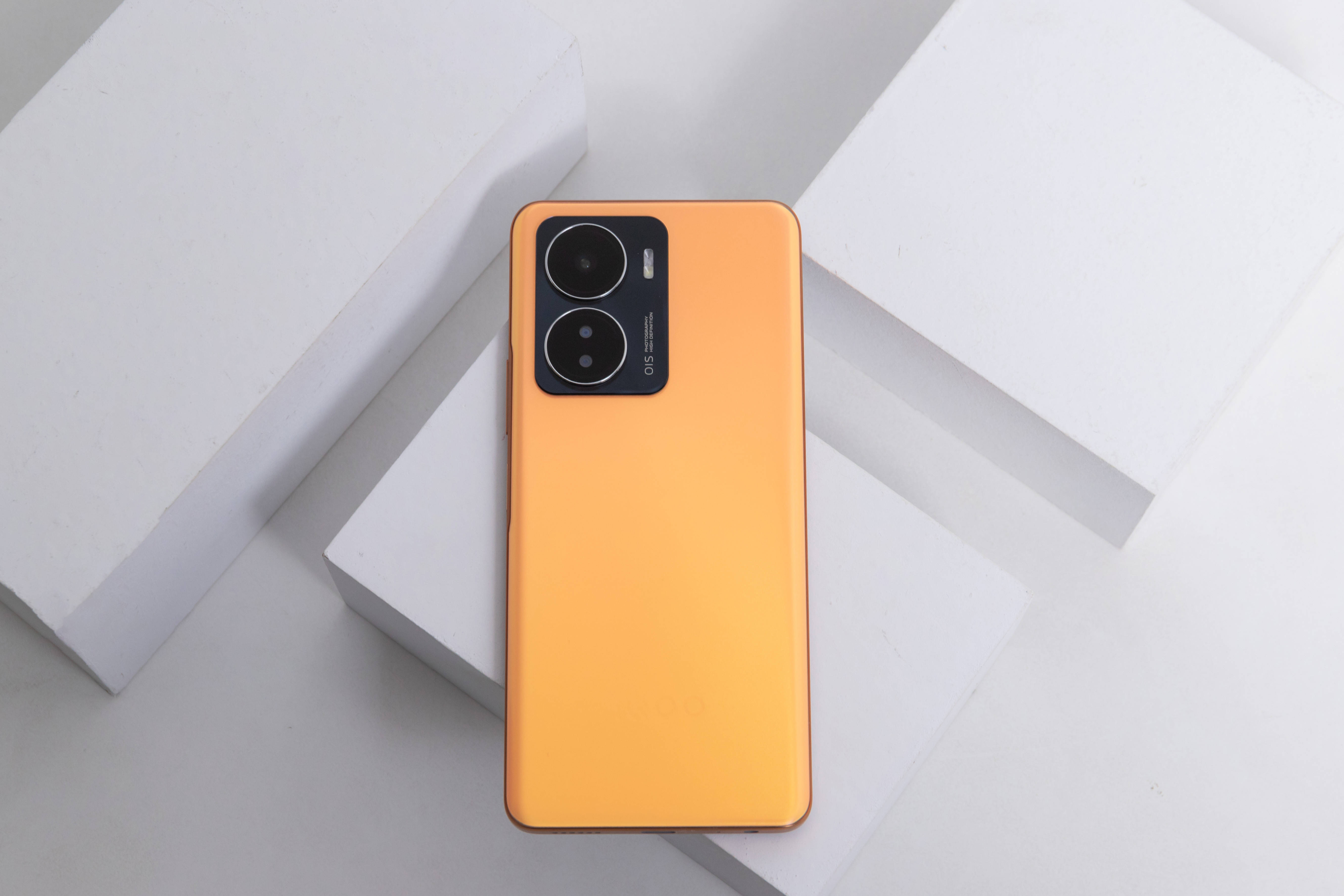 千元级也有80W快充！iQOO Z6图赏-搜狐大视野-搜狐新闻