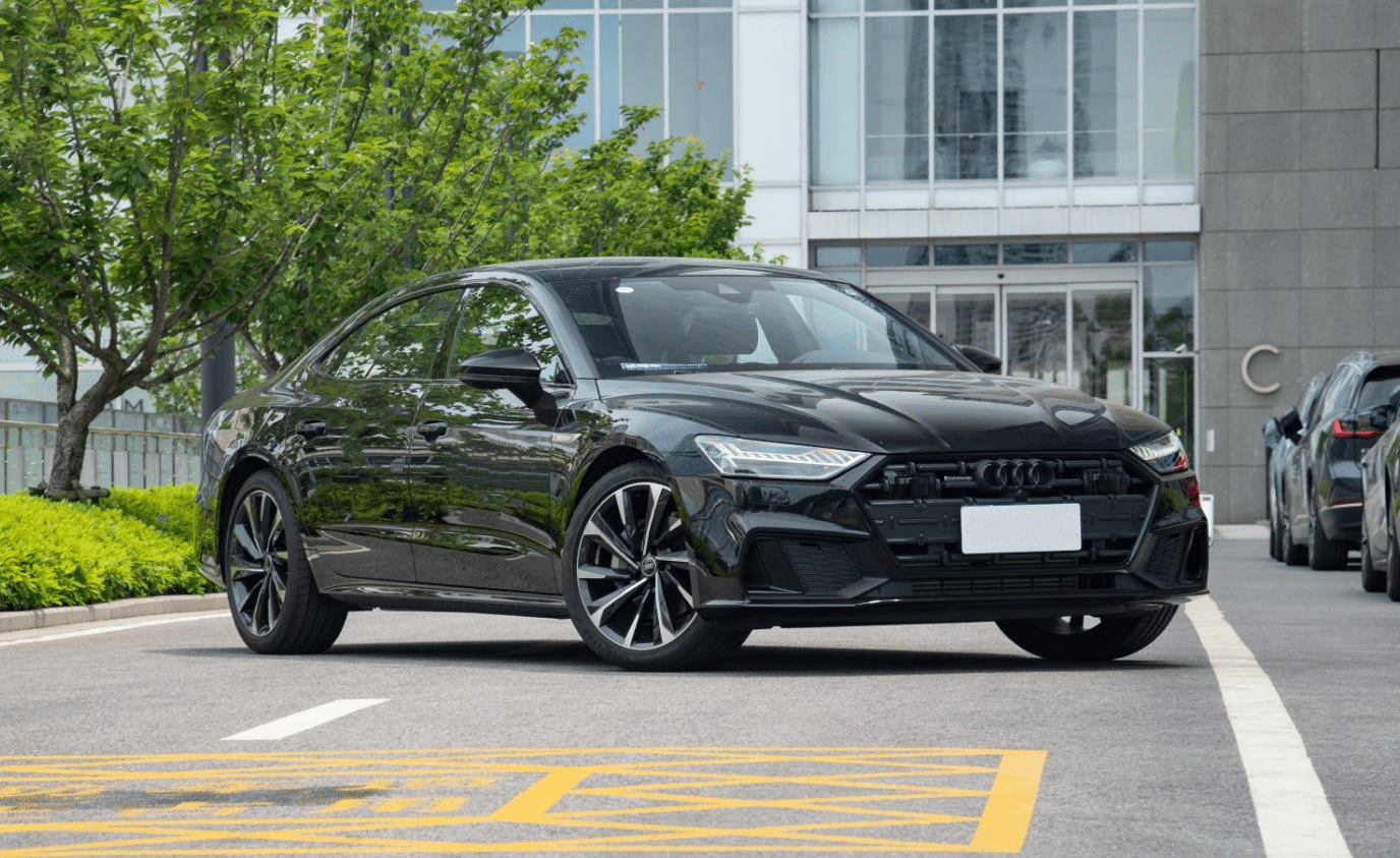 奥迪A7L对比奔驰E级，到底谁更有诚意？_搜狐汽车_搜狐网